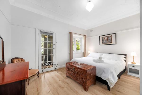 3 Bed Coastal Stay In A Villa With Beach & Airport Nearby - Strathfield