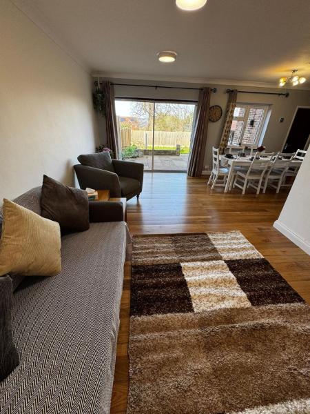 Spacious 3br Home In Maidstone Sleeps 8 - Maidstone