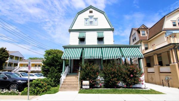 The Perry Street Hideaway - Cape May, NJ