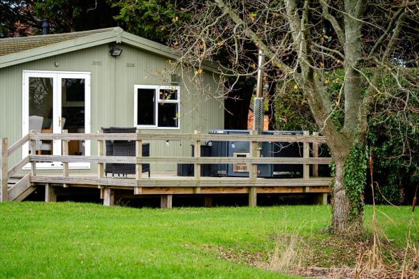 Splash Leys A Peaceful Getaway In Beautiful Surroundings - Cotswolds