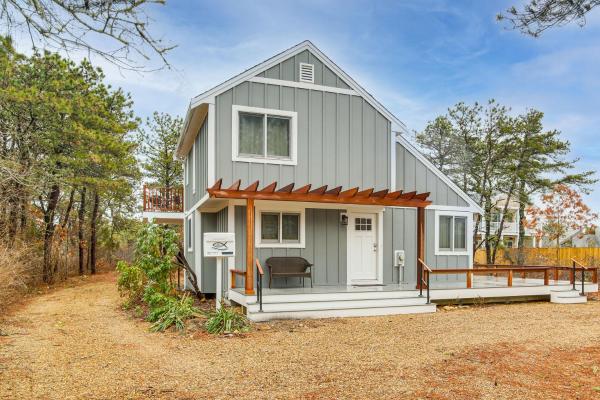 2 Mi To Main St And Beach! Family Home In Edgartown - Edgartown, MA