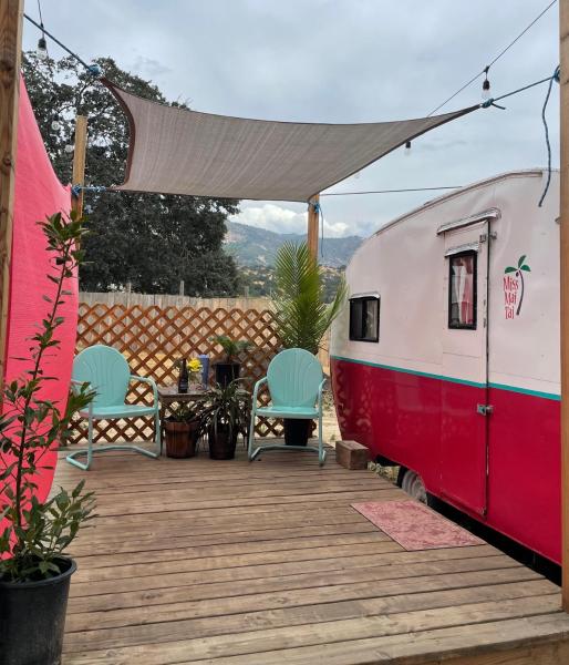 Mai Tai Tiki Camper Near Sequoia & Kings Canyon - California
