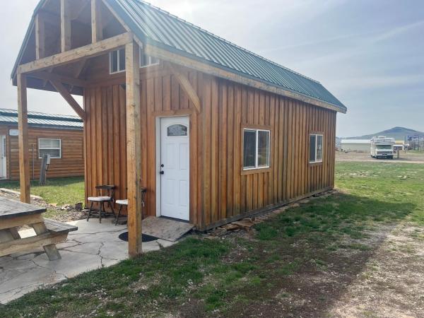 Cabin 1 The Glacier - Hot Springs, MT
