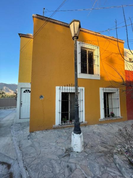 Yellow House, Private Apartment, Centro Arteaga - Coahuila