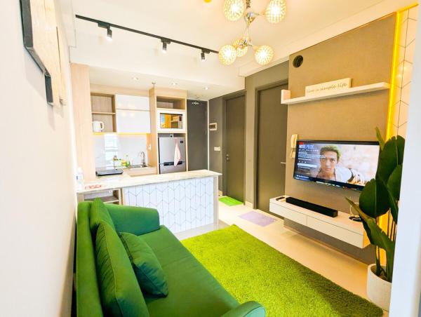 S&d 2br 10-af Pool, Gym, Smarttv Beside Ferry Terminal-one Residence - Batam