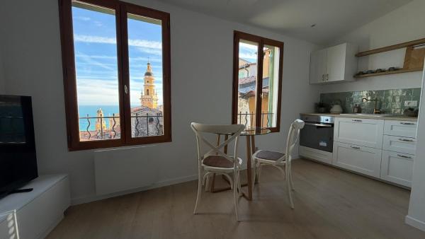 La Résidence Du Vieux Château - Splendide Vue Mer - Menton