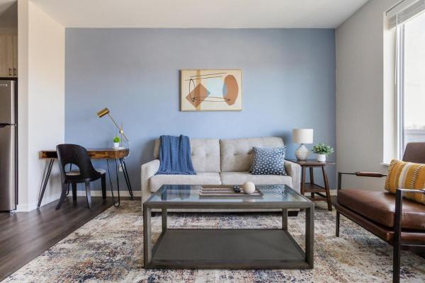 Landing Incredible 1bd Pool Gym - Mars Hill, IN