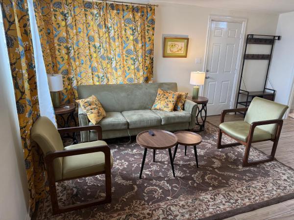 Casa Valencia - Mission, TX