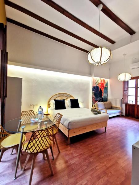 Bellver Bedrooms - Canals