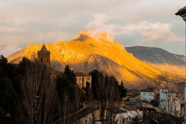 Wild Ivy Retreat With Mountain Views - Vélez-Blanco
