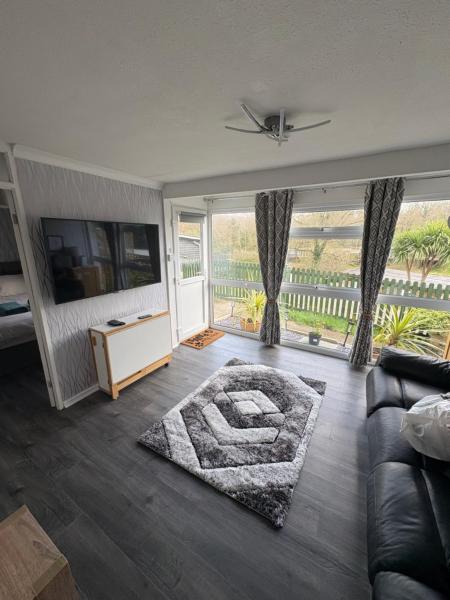 Modern Retreat - Anglesey