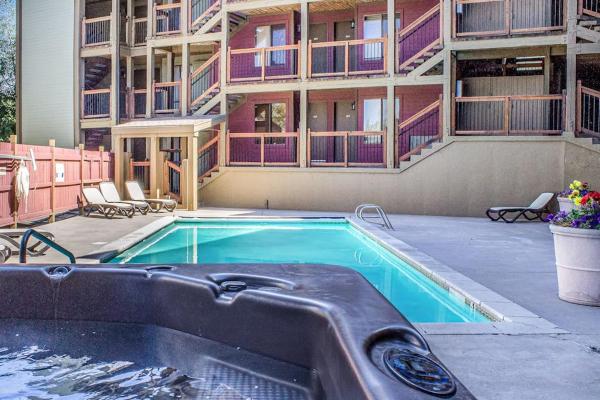Mountain Condo With Shared Hot Tub & Pool High-speed Wifi & Private Washer & Dryer - Park City, UT