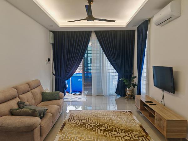 Homestay Amna Dshorea - Port Dickson