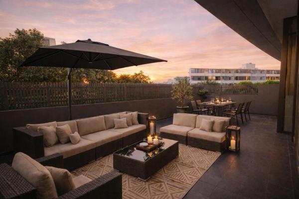 High Ceiling 6 Beds Private Garden Oasis 1min To Stadiums & Parking - Parramatta