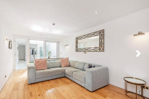 Lovely 4bed Penthouse 3 Baths And Pretty Courtyard - Chiswick - London