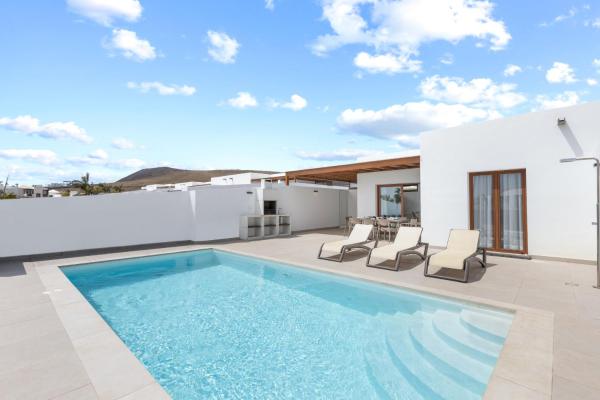 Villa Los Altos Brisa 11b By Escape Home - Lanzarote