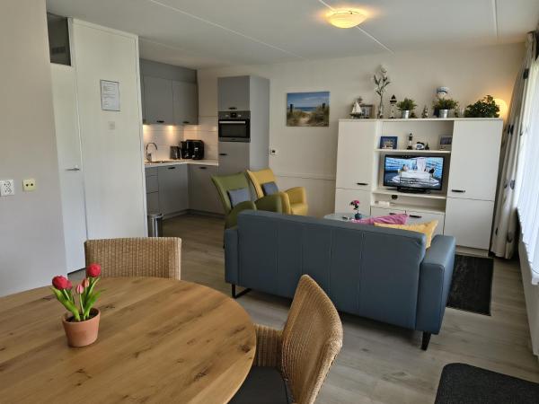 Branding Bed By The Sea - Westkapelle