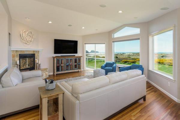 Luxe Oceanfront Home With Decks Grill Fireplace Gourmet Kitchen & Fast Wifi - Bandon, OR