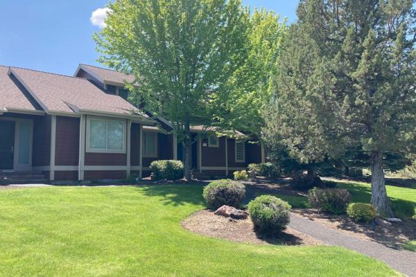 Light-filled Townhome With Fireplace Pools Hot Tubs Gyms Golf & Tennis - Eagle Crest, OR