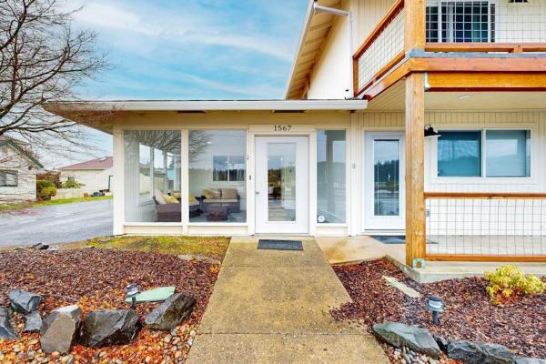 Cozy Condo With Sun Room Washer & Dryer Close To The River - Florence, OR