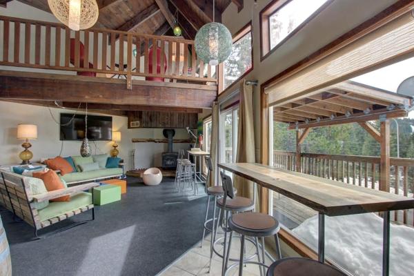 Adorable And Spacious Cabin In The Heart Of Government Camp -Close To Ski Access - Mount Hood, OR