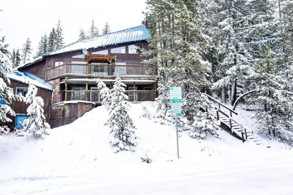 Adorable And Spacious Cabin In The Heart Of Government Camp -Close To Ski Access - Cooper Spur Mountain Resort, OR