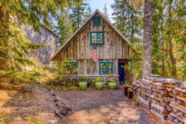 Gorgeous Custom-built Chalet With Fireplace & Home Office - Walk To Ski & Hiking - Government Camp, OR