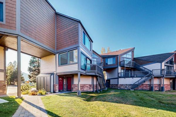 Waterfront Townhouse With Dock & Mountain View - Close To Skiing Hiking & Beach - South Lake Tahoe, CA