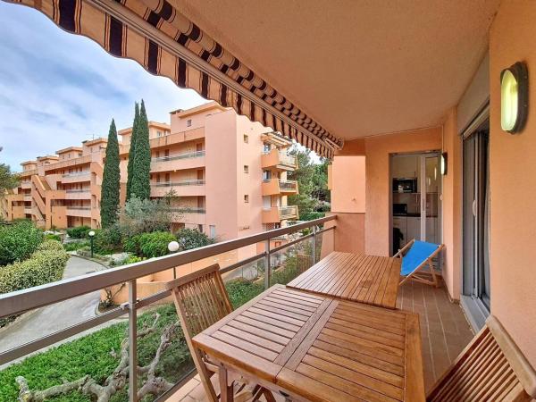 T2 Avec Grande Loggia, Parking, Proche Plage Et Commerces à La Favière - Fr-1-610-68 - Bormes-les-Mimosas