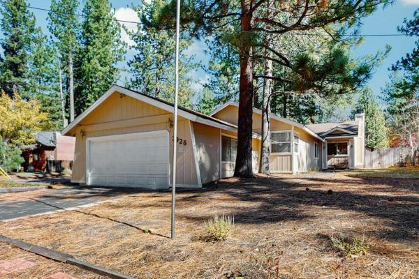 Charming Pet Friendly Home With Hot Tub Enclosed Yard Short Walk To Beach - South Lake Tahoe, CA