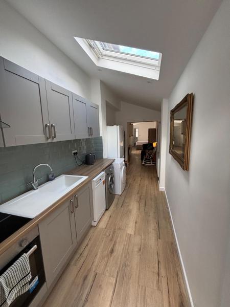 Stylish Open Plan Studio - Chester - Chester