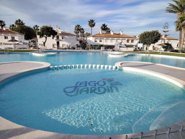 Lago Jardín - La Zenia