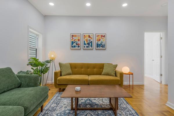 Parkside 3br 1ba Apt Private Deck Minutes To Nyc - West New York