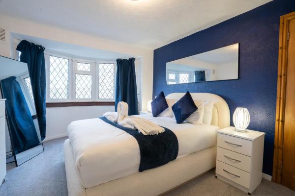 Sheldon Stay, Modern 4 Bed, 2 Miles To Nec, Bhx, Jlr - Solihull