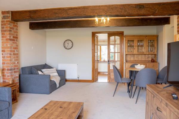 The Barn Hideaway, Norfolk Broads - Horning