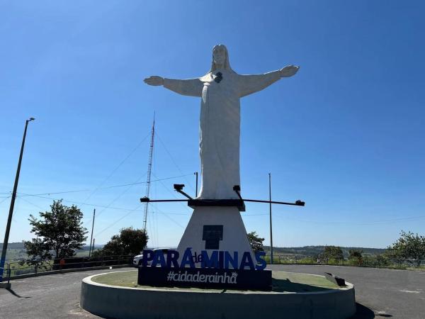 Apto Para 8 Pessoas Com Garagem E Churrasqueira - Pará de Minas