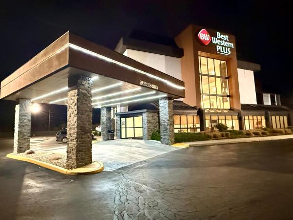 Best Western Plus Indianapolis North At Pyramids - Carmel, IN