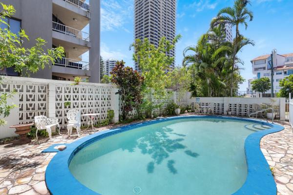 Old Burleigh Apartments - Broadbeach