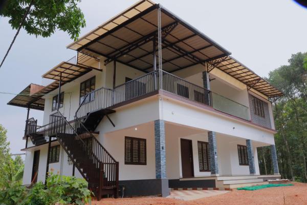 Classic 3bhk Apartment - Adoor