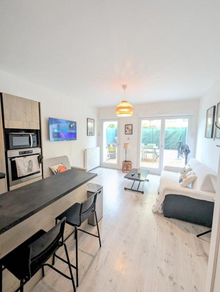Stylish Apartment With Terrace - Porte de Clichy