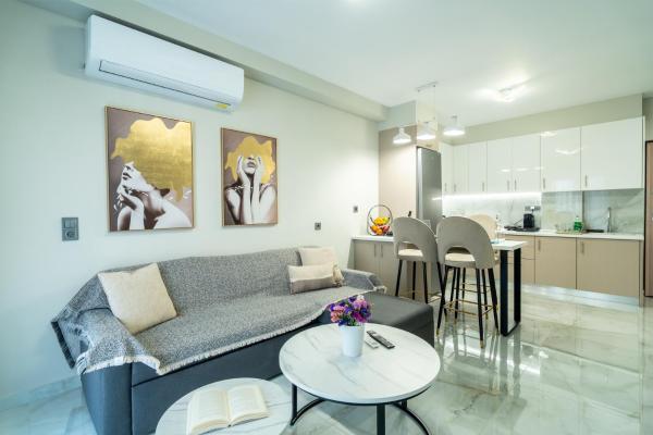 A Living Skg 1 Quiet Luxury - Салоники