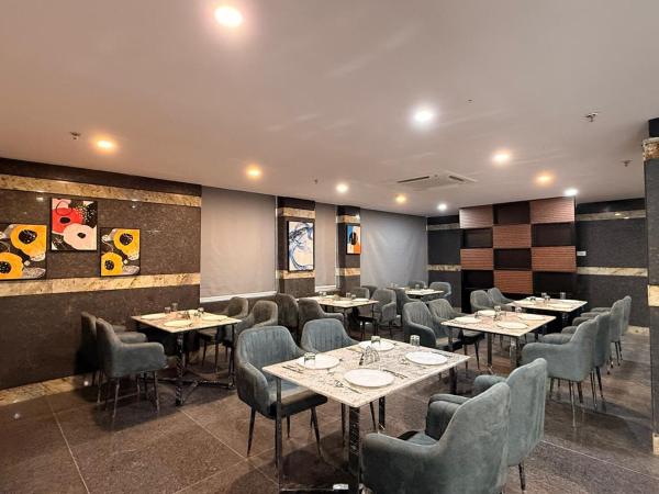 Click Hotel Gachibowli, Hyderabad - Hitec City - Hyderabad