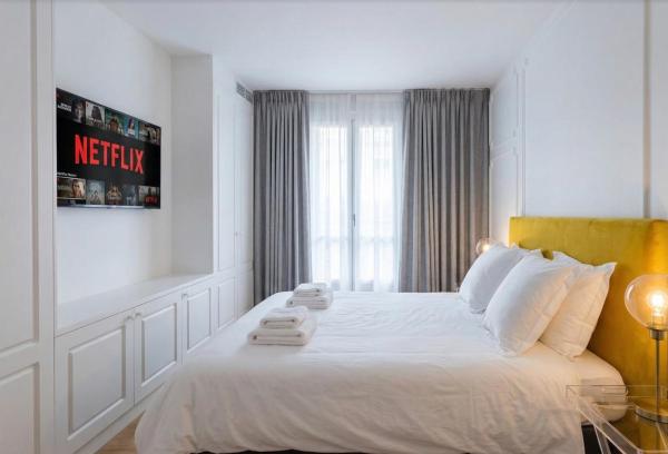 3br Champs Elysee Mac Mahon - Párizs