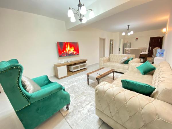Lavington's Stylish Retreat-near Malls, Restaurants, Hotels - Nairobi