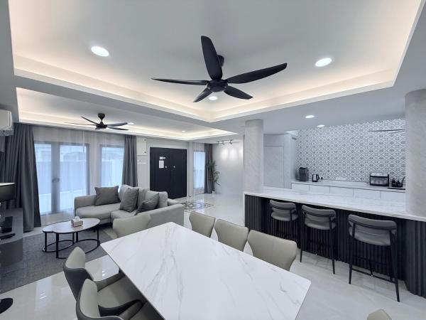Marble Manor - Elegant Landed House - Petaling Jaya