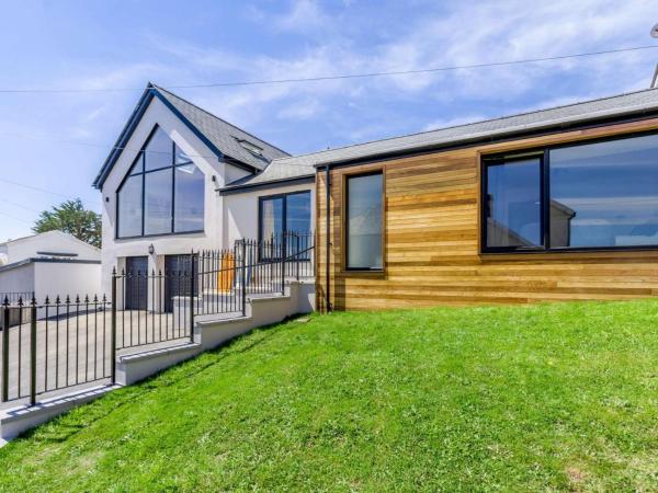 4 Bed In Appledore 87989 - Appledore