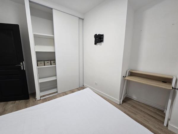 Type 2 Centre Ville Avec Parking - Corte