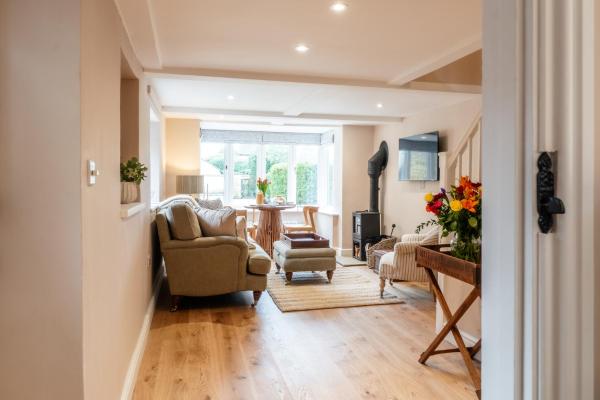 The Cowshed - Banham Cottages - Bourton-on-the-Water