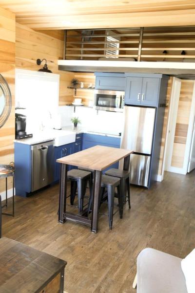 Modern Tiny House Rental For Unique Desert Getaway In Escalante, Utah - Escalante, UT