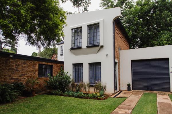 Whistling Bird & Nestling Nook - Pretoria